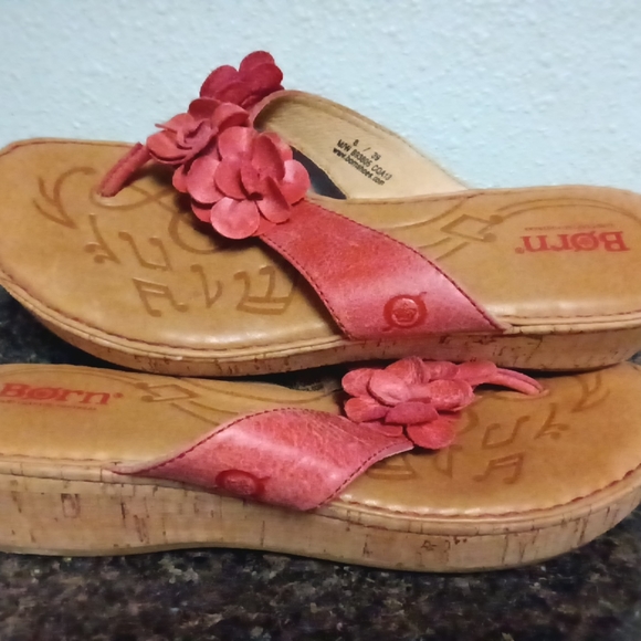 Born | Shoes | Womens 8 Born Kornelia Coral Leather Flower Sandal Flip ...